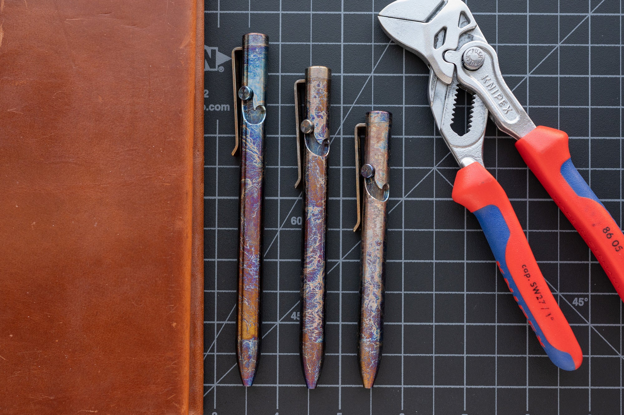 Superconductor Side Click Pens – Tactile Turn